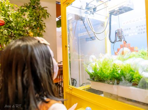 【彰化】夏帕義大利麵員林店。彰化義大利麵親子友善餐廳推薦。涮嘴台義創新口味。蒜炒鹹豬肉義大利麵令人驚艷！季節限定的粉雪奶霜草莓塔。滿滿草莓