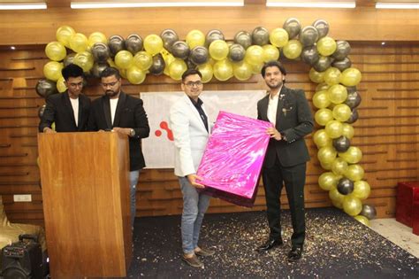 Ahmed Ginani On Linkedin Salesprimecloser Topperformer Acquaintsofttech Teamacquaint