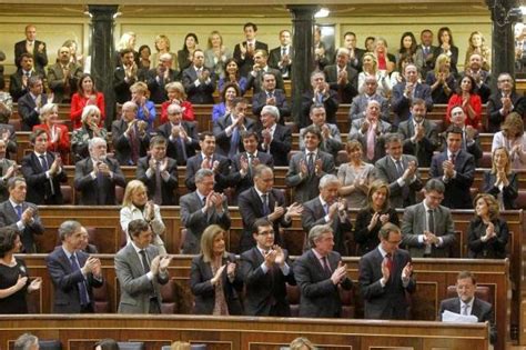 Este País Necesita Un Repaso Los Políticos Acentúan Su Sex Appeal Con