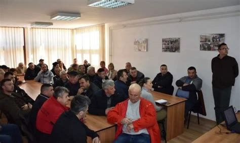 Одржана предавања за пољопривреднике у Мркоњић Граду Ресор за пружање стручних услуга у