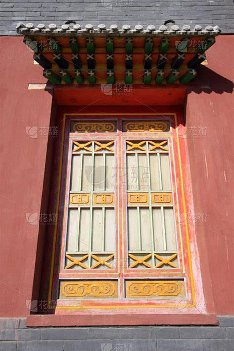 呼和浩特 内蒙古自治区 寺庙 中国 两个物体 宝塔 2015年 五个物体 建筑特色 自立