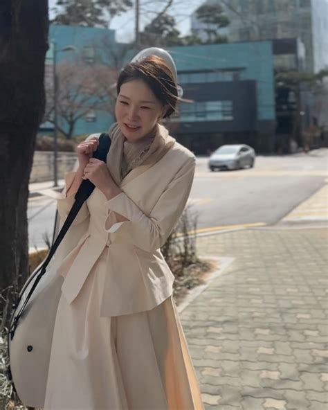 율스마마 예쁜삶을 꿈꾸는 주부 과거는 거짓말이고 미래는 환상일뿐이다 지금만이 우리의 힘이 닿을수 있는 시간이다 지금