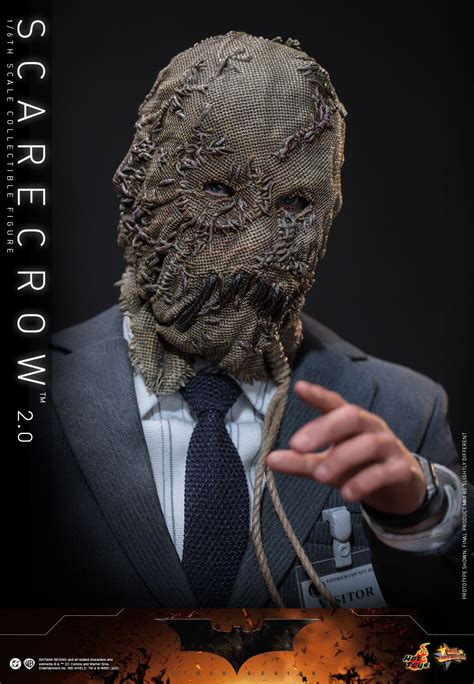 Batman Begins Hot Toys Scarecrow 20 Figure The Toyark News