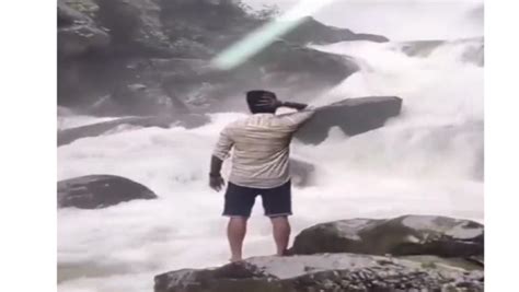 Watch A Man Dies In Udupi After Falling Into Overflowing Waterfall Oneindia News