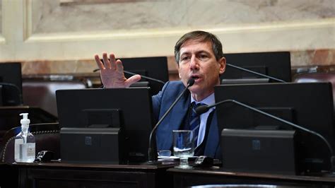 Otro Fuerte Cruce Entre Cristina Kirchner Martín Lousteau Y Luis