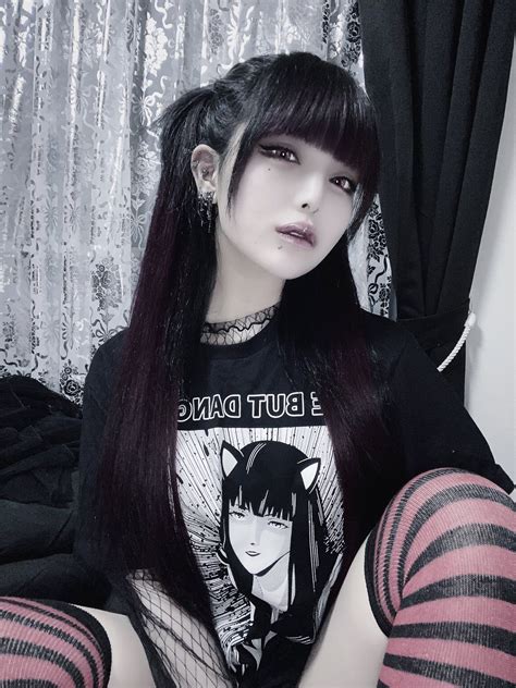 Grunge Goth Nu Goth Visual Kei Anton Harajuku Female Vampire
