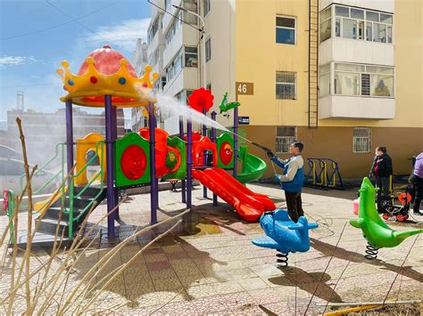 Айл өрх албан байгууллага бүр орчны 50 м талбайгаа цэвэрлэн СӨХ дыг хаврын их цэвэрлэгээнд