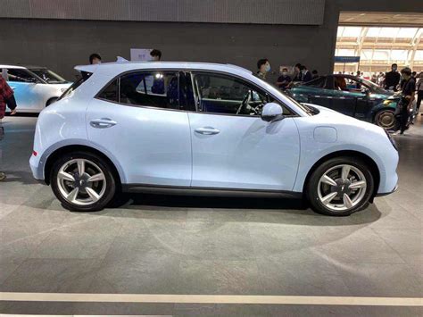 汽车头条 外形酷似mini，续航500km，欧拉好猫广州车展实拍