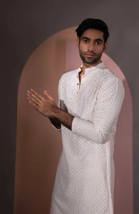 Ivory Bakhiya Jaal Nandini Agarwal