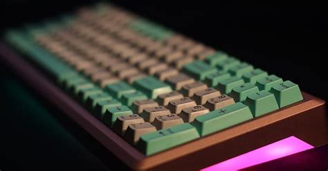 Ymdk Melody96 With Gmk Hyperfuse Remix Keycaps Album On Imgur