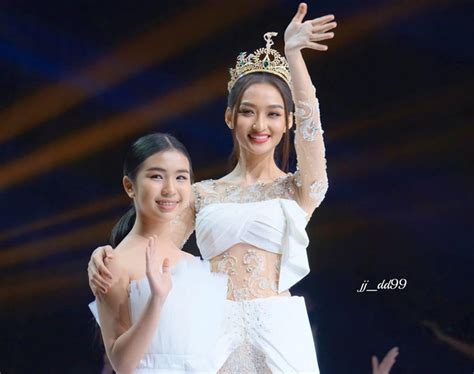 ប្រជាប្រិយ ពេជ្រ វត្តីសារ៉ាវឌ្ឍី នៅថៃកាន់តែល្បីខ្លាំងទៅៗ មានហ្វេនទិញipad កាដូឲ្យទៀត មានវីដេអូ