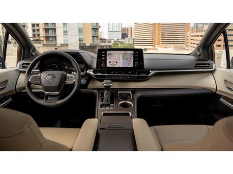 Toyota Sienna Le Interior Lexie Vinnie