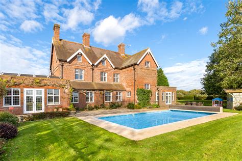 Oxfordshire Real Estate And Homes For Sale Christies International