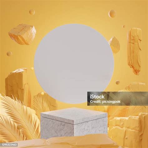 노란 배경에 야자수와 대리석 연단에 바위 절벽과 돌 제품 프레젠테이션 배경 3d 렌더링 그림입니다 0명에 대한 스톡 사진 및 기타 이미지 Istock