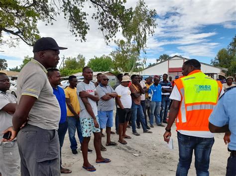 Mva Fund Engages Bus Taxi Drivers On Tyre Safety News The Namibian
