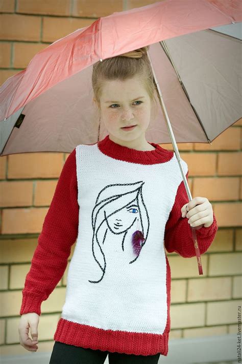 Свитер девушка с сережкой в интернет магазине на Ярмарке Мастеров Джемперы Красногорск