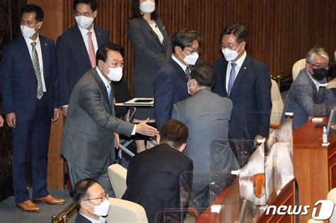 뉴스1 Pick 윤 대통령 첫 국회 시정연설경제·협치·대북 지원 강조 뉴스1