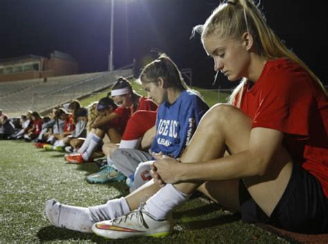 Tips For ACL Injury Prevention In Female Players CoachUp Nation