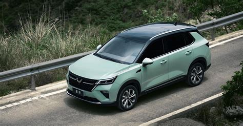 Harga Wuling Asta Drivehs