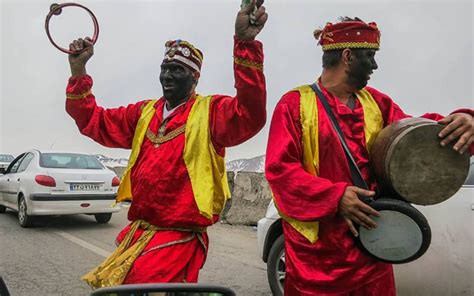 تصاویری جالب از حاجی فیروز، نماد آغاز بهار کجارو