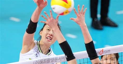 양효진 복수의 강스파이크 Mk포토