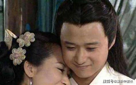 4个版本 裴元庆”,前面三个都是搞笑的,只有他从书里走出来!释小龙 4个版本 裴元庆”,前面三个都是搞笑的,只有他从书里走出来!释小龙