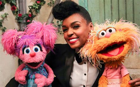 The 10 Best Celebrities On Sesame Street To Celebrate The Iconic Shows