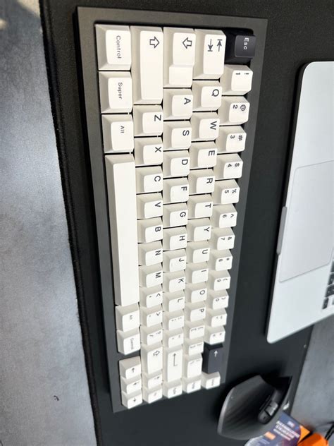 Qk65 Wireless Computers And Tech Parts And Accessories Computer Keyboard On Carousell