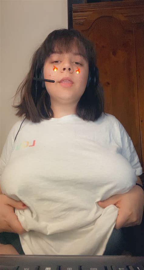 softie 3 of on twitter rt just peachpie if i flashed you during a
