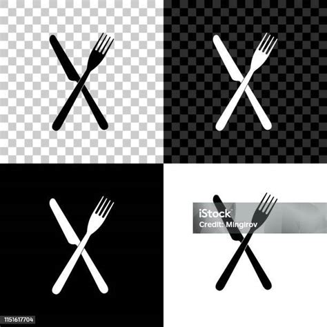 교차 된 포크와 나이프 아이콘은 검은색 흰색 및 투명 한 배경에 고립 되어 있습니다 레스토랑 아이콘입니다 벡터 일러스트 강철에 대한 스톡 벡터 아트 및 기타 이미지 Istock