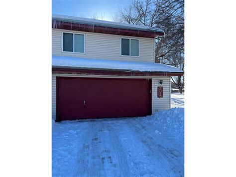 4517 Scott Trail Eagan Mn 55122 Townhome Rentals In Eagan Mn