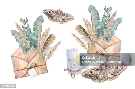 수채화 봉투와 꽃다발 와 분지 유칼립투스 이삭 깃털 통하고 있는 백색 배경에 고립되어 있는 놓음 촛불과 나방 카드 또는 벽지에 대한 Boho 결혼 축하를 위한 클립아트 0
