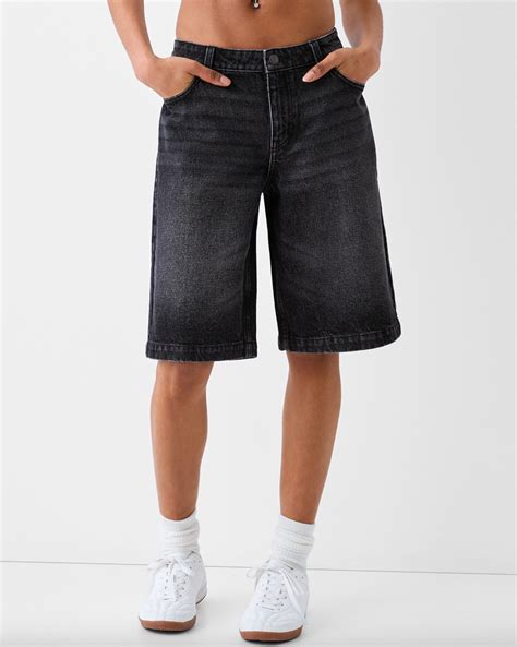 Cómo Llevar Las 10 Bermudas Vaqueras De Stradivarius Zara O Bershka