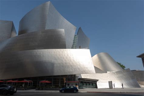 Frank Gehry Renowned Architect Known For Guggenheim Museum Bilbao And