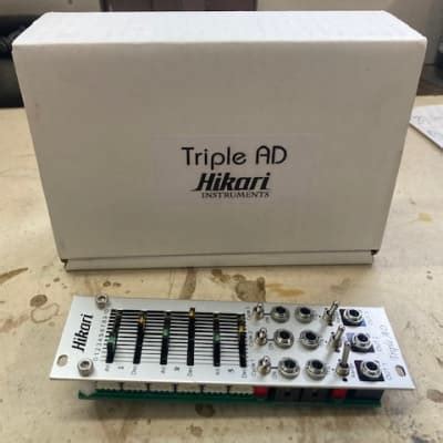 Modcan Triple OSC Reverb
