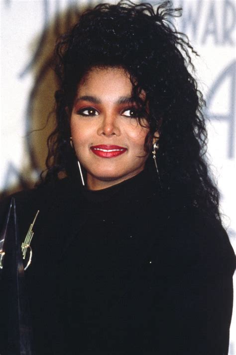 30 Vintage Photos Of A Young Janet Jackson In The 1980s ~ Vintage Everyday