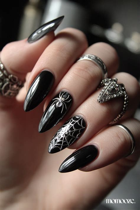 27 Spooky Halloween Nails That Are Almost Too Creepy To Wear