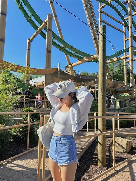 Amusement Park Outfit Outfits For Theme Parks Women Imagica
