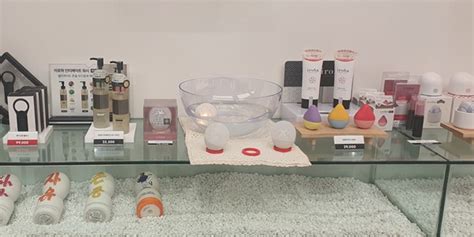 [현장] 어둡고 음침한 성인용품점 홍대 텐가 팝업스토어 편견에 맞서다