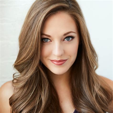 About Laura Laura Osnes