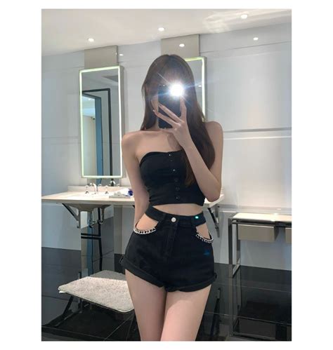 핫걸 블랙 하이웨스트 데님 반바지 여 여름 핫팬츠 와이드 펀칭 체인 롤업 작은 키 와이드 팬츠 티몬