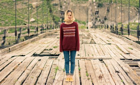 10 Weird Things I Do As A Socially Anxious Introvert