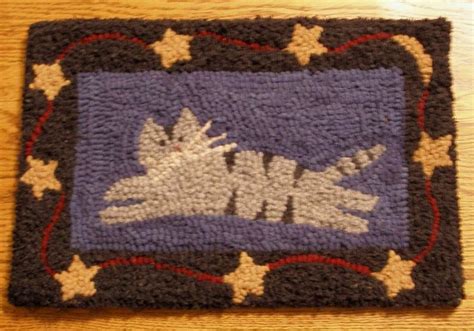 Cat With Stars Border Primitive Rug Hooking Kit With 8 Cut Wool Fabric
