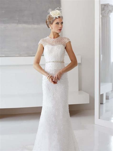 11 Sheath Wedding Dresses For High Class Wedding Look Awesome 11