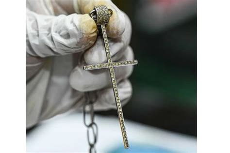 Aeropuerto Jorge Chávez hombre es detenido por intentar ingresar al Perú 11 celulares