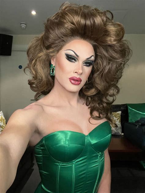 Raven Drag Queen Black Drag Queen Drag Queen Makeup Drag Makeup