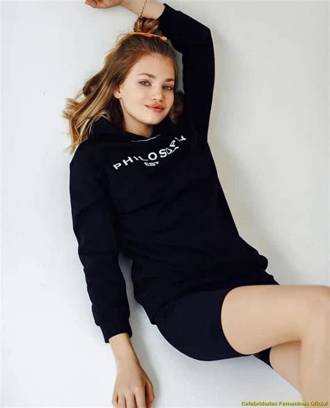 Celebridades Femeninas Oficial Zhenya Kotova Me Esta Constando