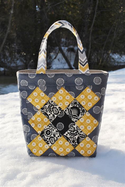 PDF Patchwork Tote Bag PATTERN Mini Charm Friendly Sophie
