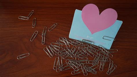 回形针的日常妙用你一定要知道，它能帮你省下不少钱，最后一个魔术技巧男生女生看了都喜欢，赶快收藏起来吧 Youtube