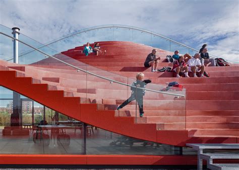 Mvrdvs Tennis Clubhouse Has A Seating Bowl On The Roof
